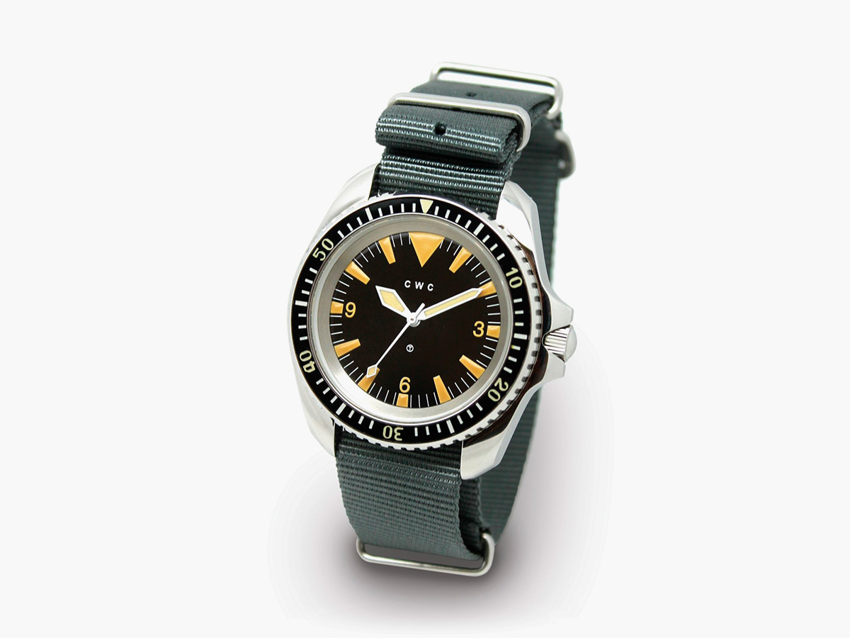 CWC 1980 Royal Navy Divers Watch Reissue - 임볼든(IMBOLDN)