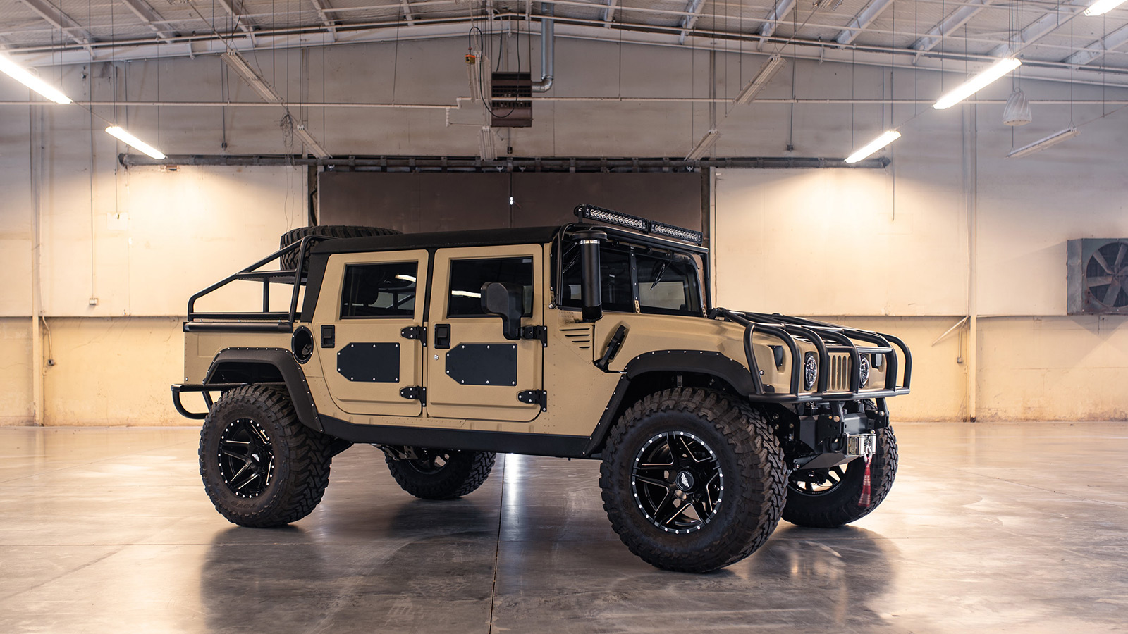 Mil-Spec Hummer H1 Launch Edition #004 - 임볼든(IMBOLDN)