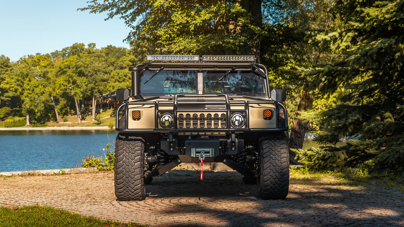 Mil-Spec Hummer H1 Launch Edition #004 - 임볼든(IMBOLDN)