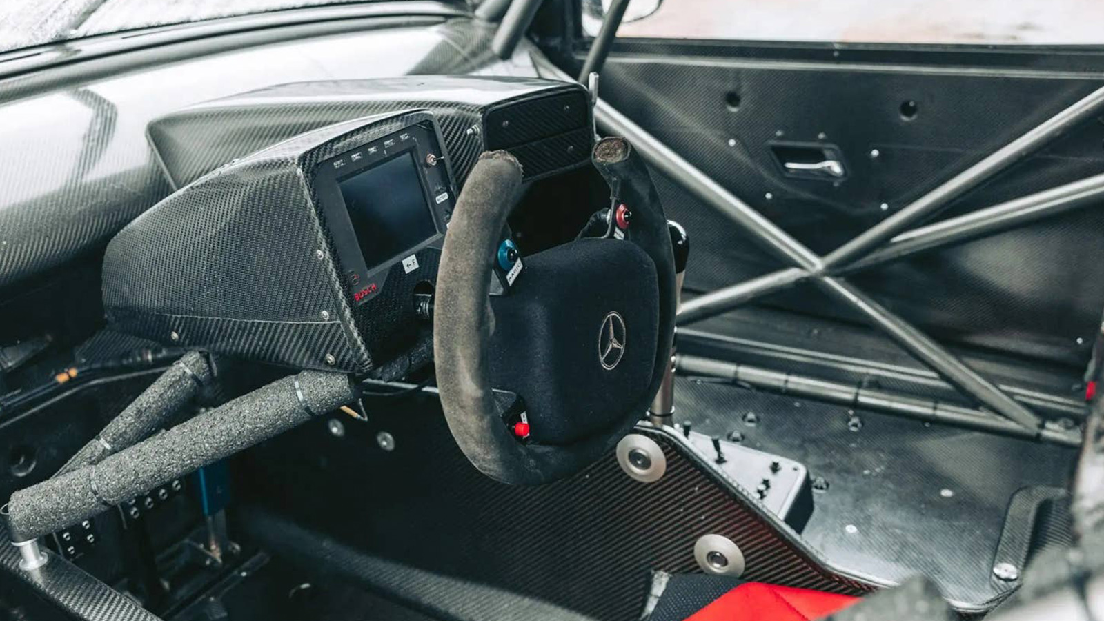 1등 못하고도 전설로 남은 차, 2000 메르세데스 CLK DTM - 임볼든(IMBOLDN)